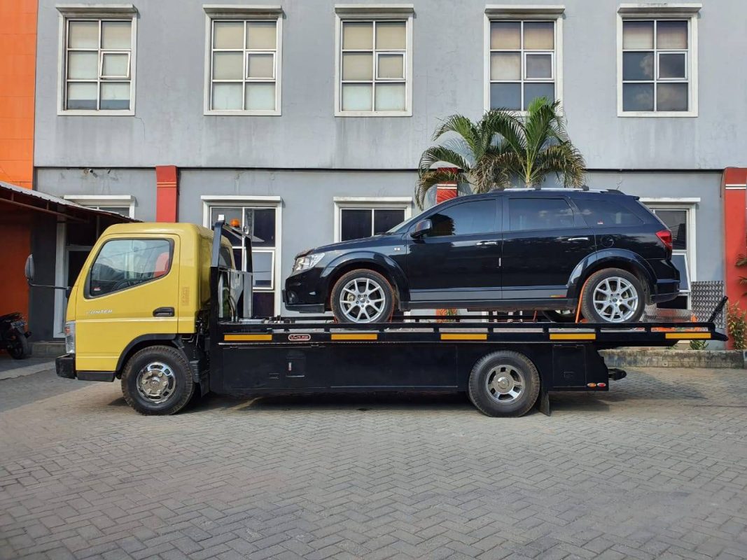 5 Jenis Mobil Angkut Barang dan Tips Memilihnya